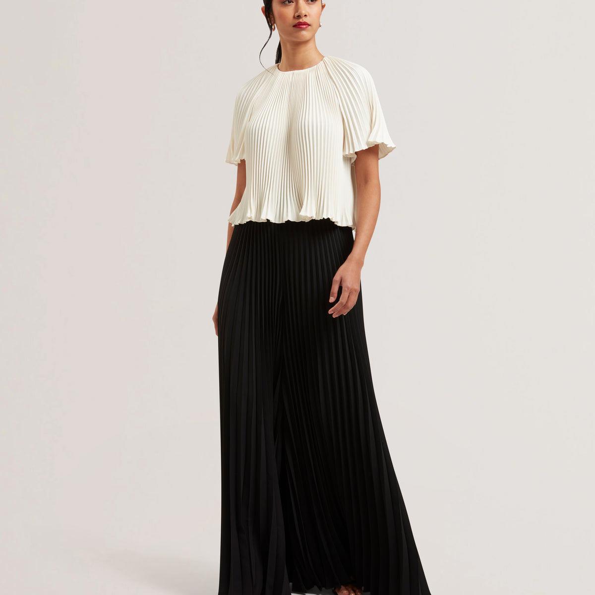 Women's HARYX-Pleated Wide Leg Crepe Trouser – Poseidon Brands (Pty) Ltd